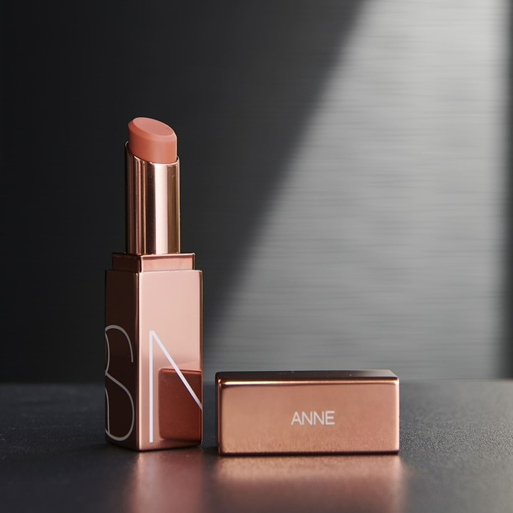 NARS / 【オフィシャルサイト限定】刻印リップで世界に1つだけのギフトを！｜美容・化粧品情報はアットコスメ